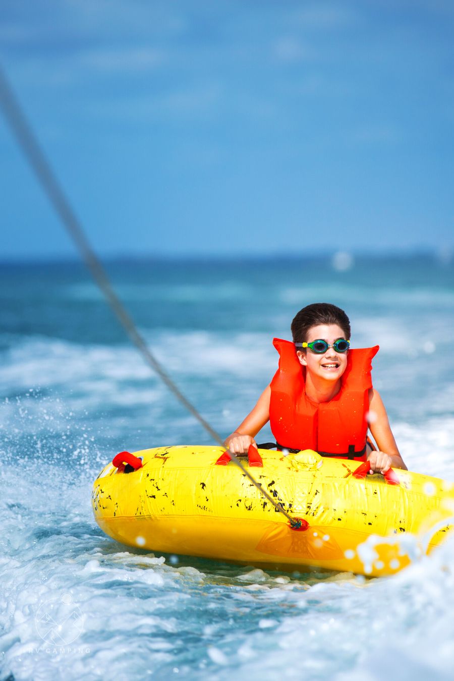 9 Great Family Boating Activities | RV Camping Trip